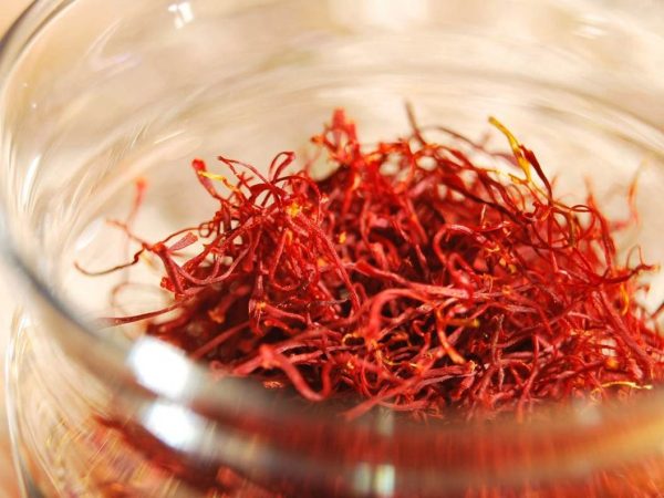 Beauty secrets of saffron - Secretita