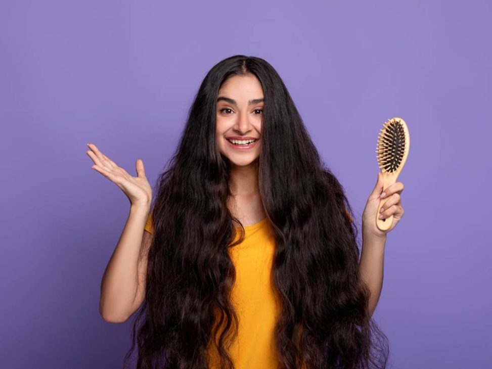 How many hair strands is normal to shed daily? - Secretita